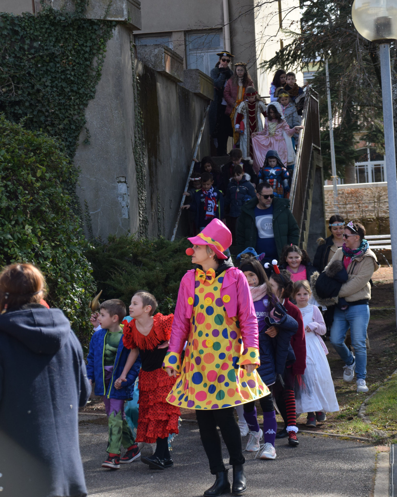 Saint-Symphorien-sur-Coise - L'école Champagnat défile dans les rues du ...